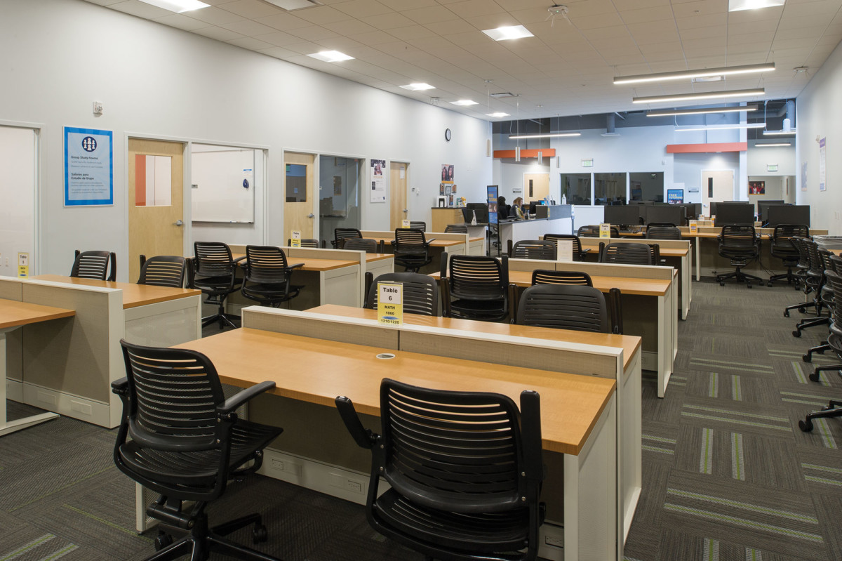 Salt Lake Community CollegeWest Valley Center - FFKR Architects