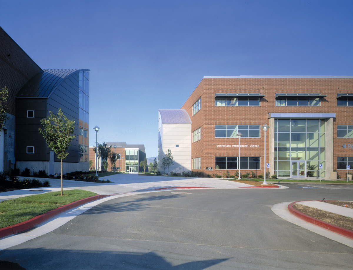 Salt Lake Community CollegeMiller Campus - FFKR Architects