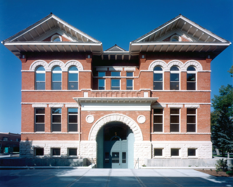 Noyes Administrative Building - FFKR Architects