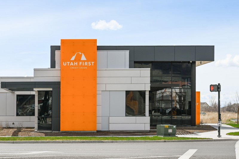 Utah First Credit Union - Farmington Branch - FFKR Architects
